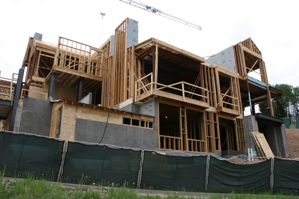 THE SURPRISING STRENGTH OF 4-IN-1 STRUCTURAL INSULATION PANELS | OX ...